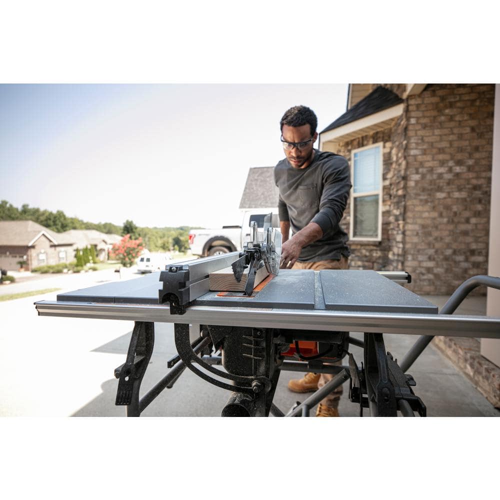 15 Amp 10 in. Portable Corded Pro Jobsite Table Saw with Stand – RIDGID